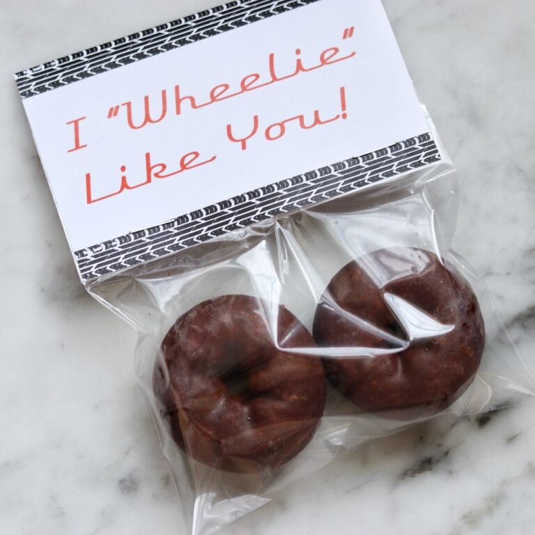 I Wheelie Like You (Car-Themed Valentines + Free Printable) - Fab Everyday