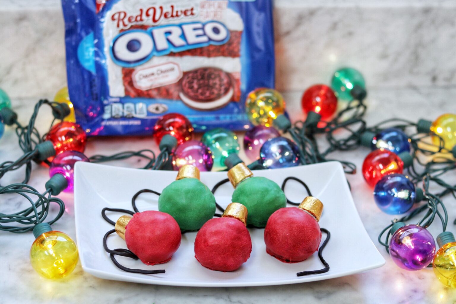 OREO Cookie Balls Christmas Lights recipe (no bake) - Fab Everyday