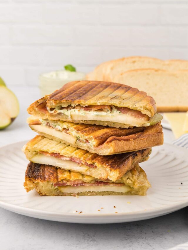 EXPERIENCE THE HARMONY OF PEAR, BACON, AND BASIL AIOLI - Fab Everyday