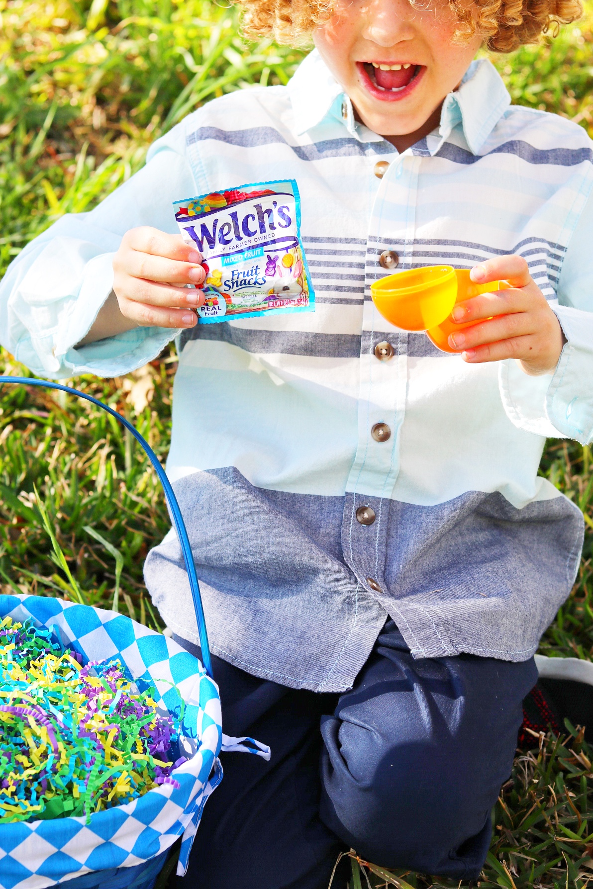 Out of the Box Easter Egg Hunt Idea: Stuff Your Easter Eggs with Welch ...