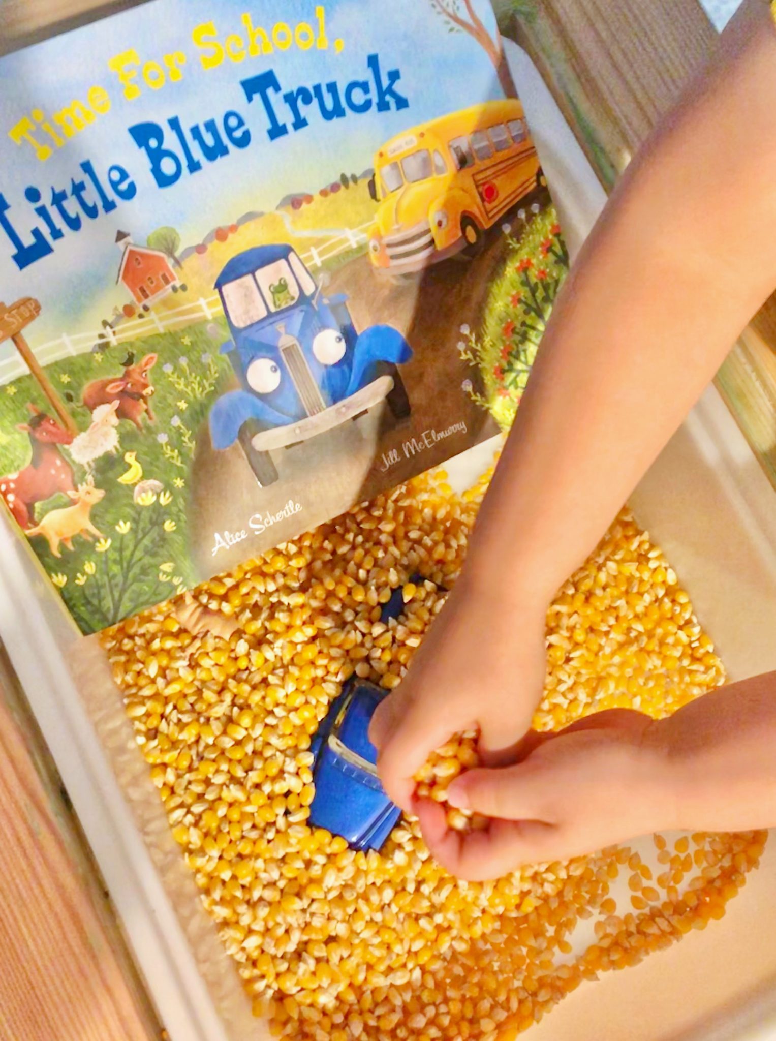 Back-to-school themed sensory bins for toddlers - Fab Everyday