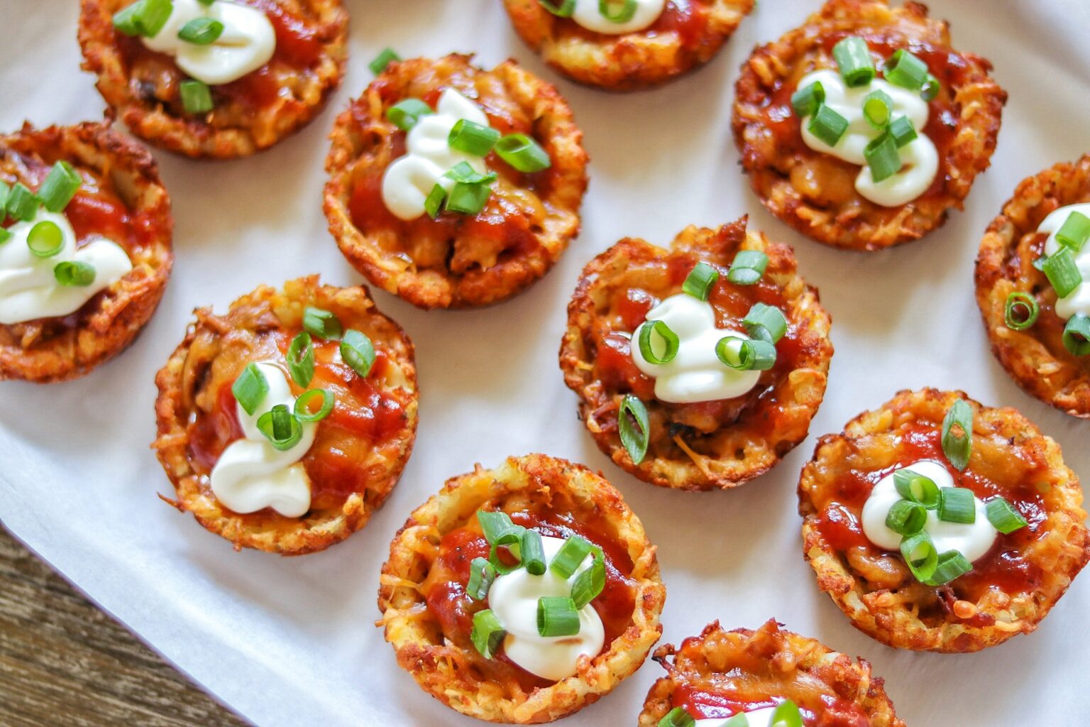 Loaded BBQ Pulled Pork Tater Tots Cups - Fab Everyday