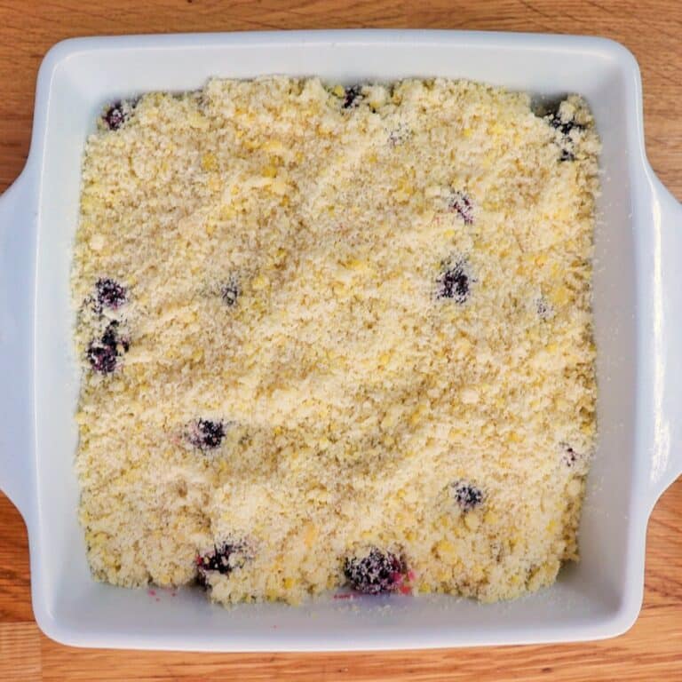 Blackberry Cobbler with Frozen Berries - Fab Everyday