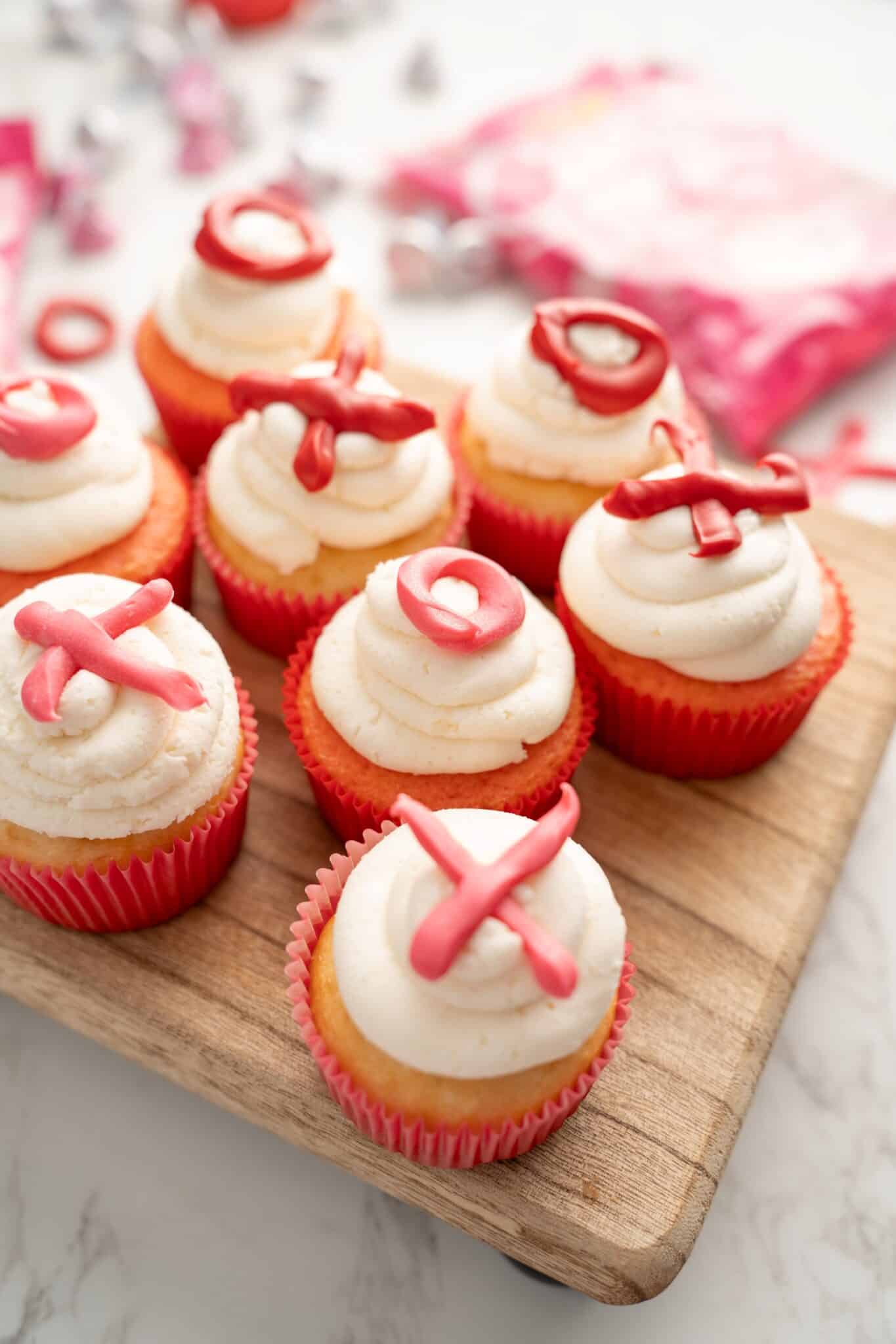 Easy Valentine's Day Cupcake Decorations - Fab Everyday