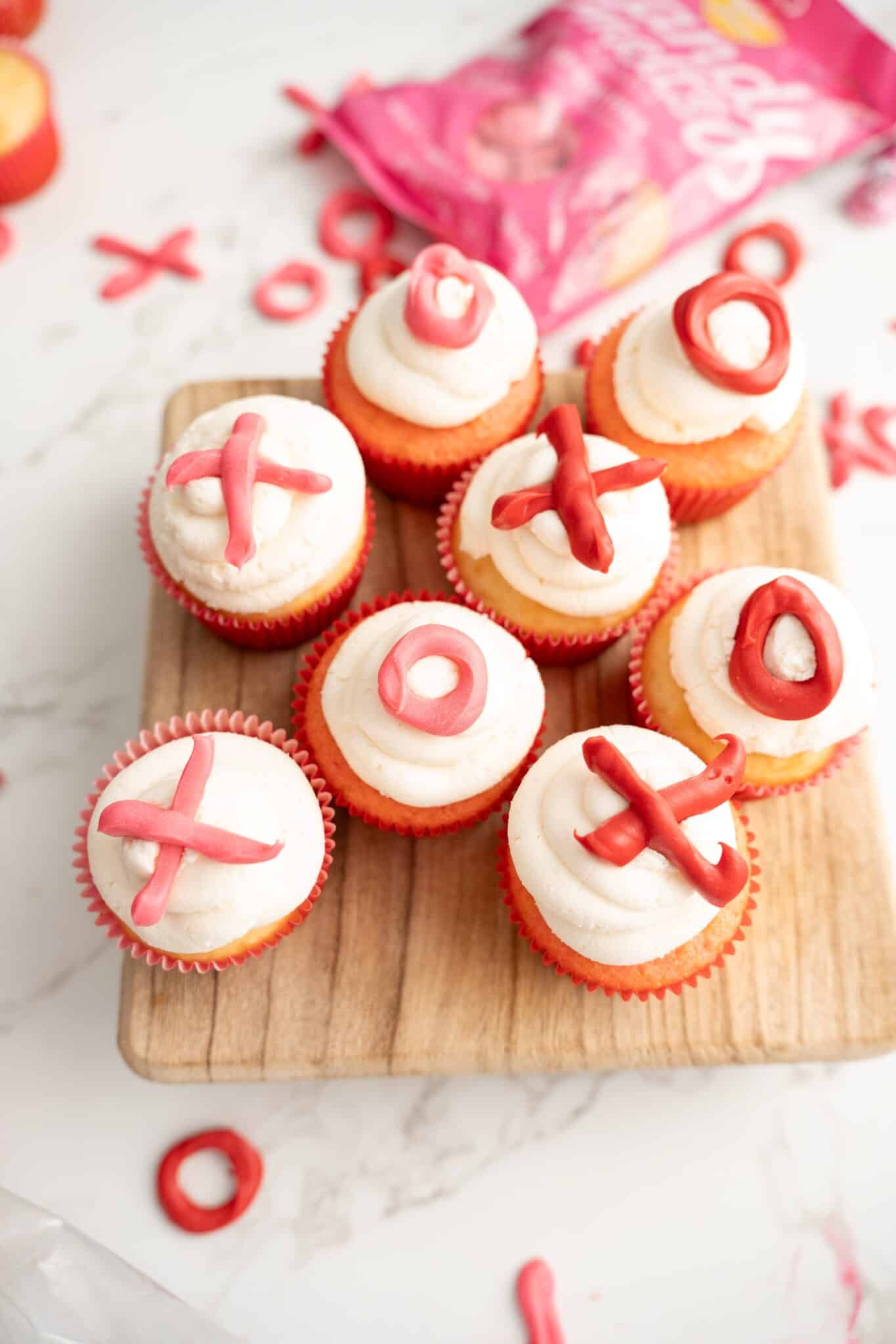Easy Valentine's Day Cupcake Decorations - Fab Everyday