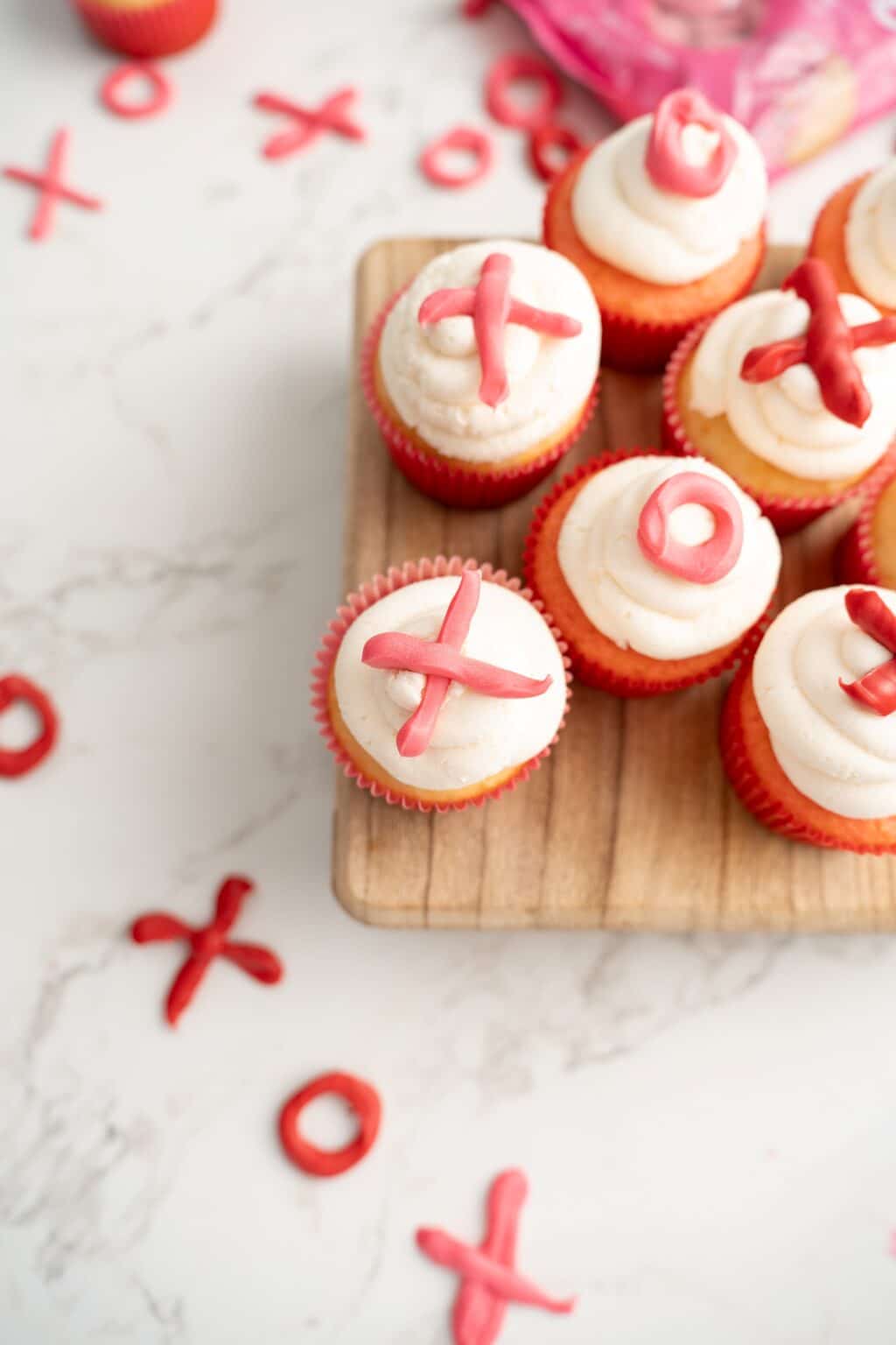 Easy Valentine's Day Cupcake Decorations - Fab Everyday