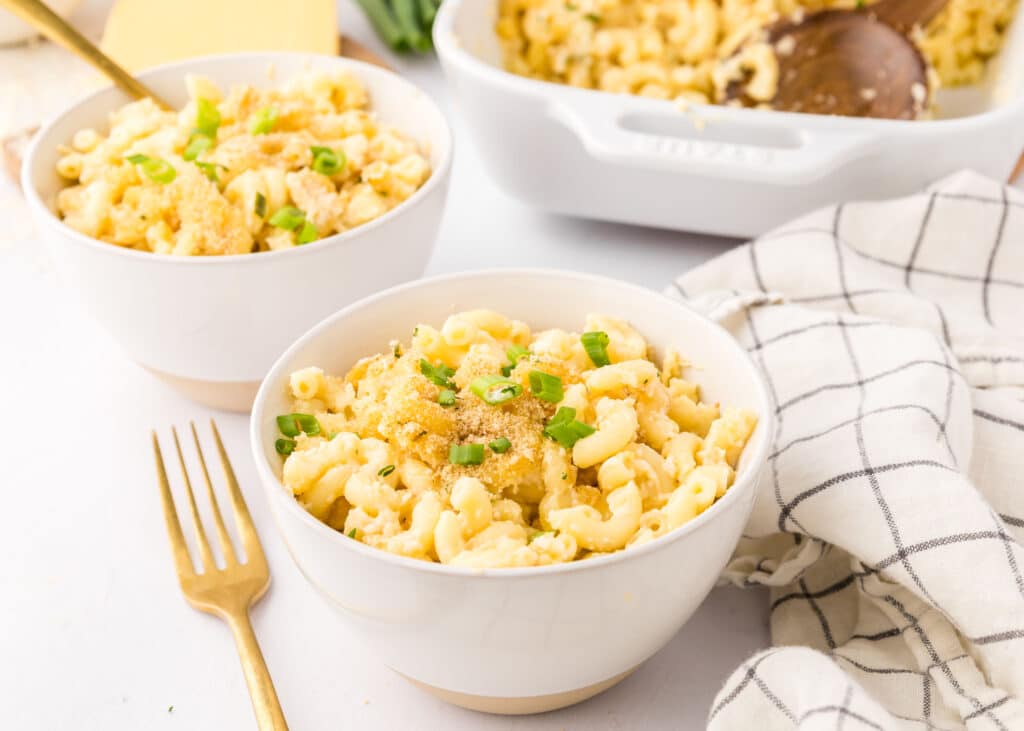 Smoked Gouda Mac and Cheese - Fab Everyday