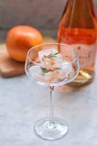 Fancy Ice Cubes: How to Make Pretty Ice Cubes for Drinks - Fab Everyday
