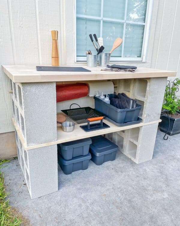 DIY BBQ Prep Table (outdoor cinder block table) - Fab Everyday