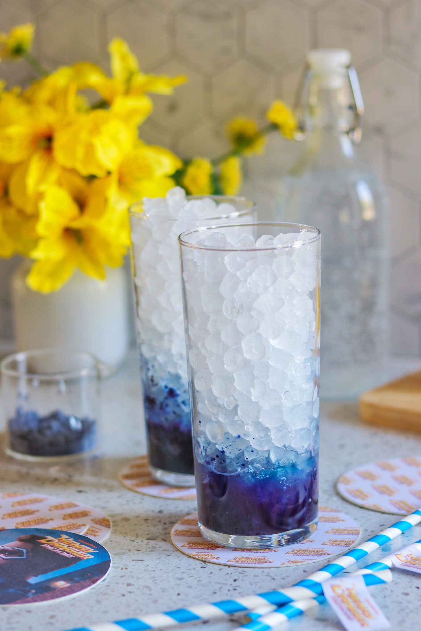 Color-Changing Fizz (butterfly pea flower powder color changing drink ...