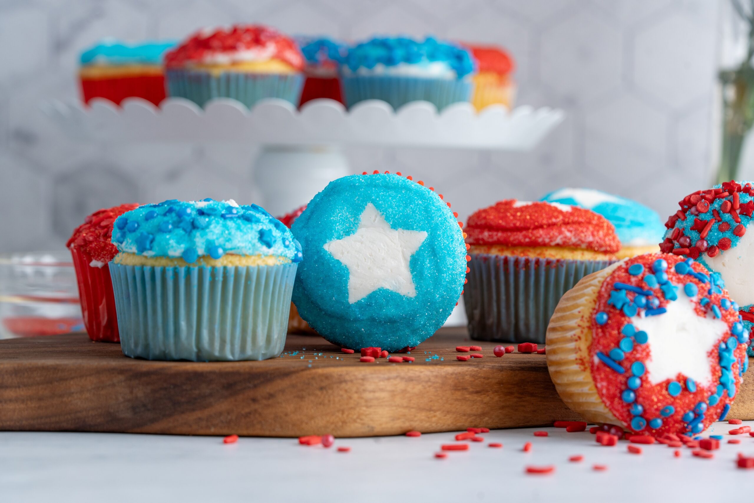 Star-Spangled Patriotic Cupcakes for 4th of July - Fab Everyday
