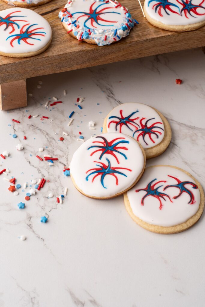 Patriotic Firework Cookies (easy 4th of July cookies recipe) - Fab Everyday